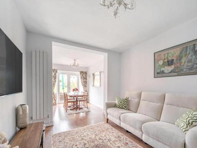 Holden Avenue, London, 4 Bedroom Terraced