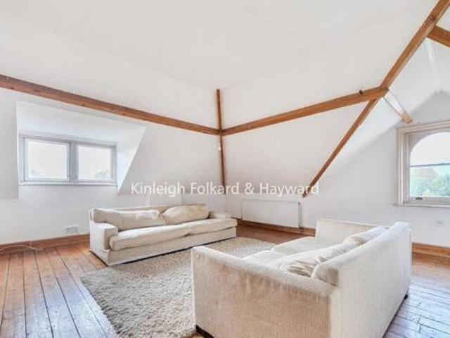 Holden Road, London, 2 Bedroom Flat