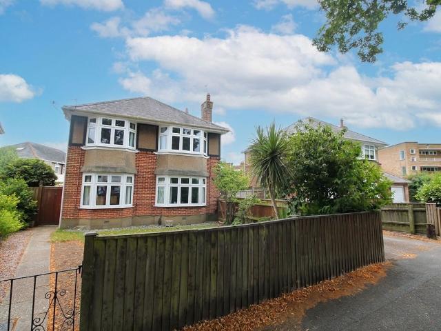 Holdenhurst Avenue, Bournemouth BH7, 2 bed flat to rent, £1,250 pcm | PrimeLocation