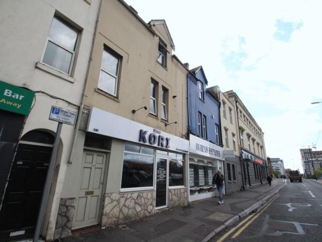 Holdenhurst Road, Bournemouth BH8, 4 bed flat to rent, £1,850 pcm | PrimeLocation