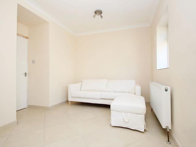 Holdenhurst Road, Bournemouth, BH8