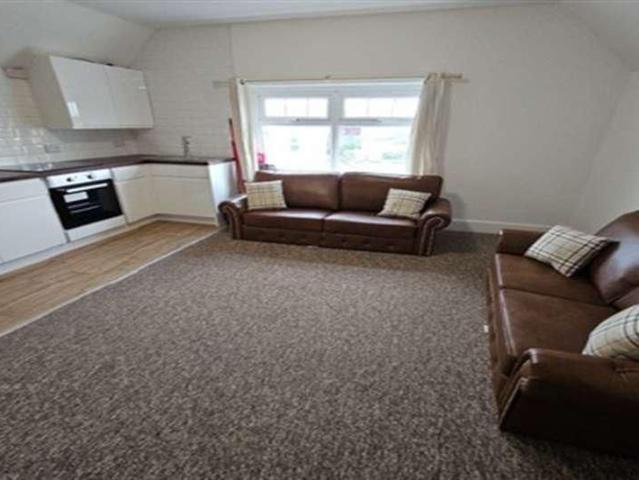 Holdenhurst Road, Bournemouth, BH8