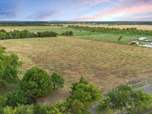 Holder Rd, Waxahachie, TX 75165
