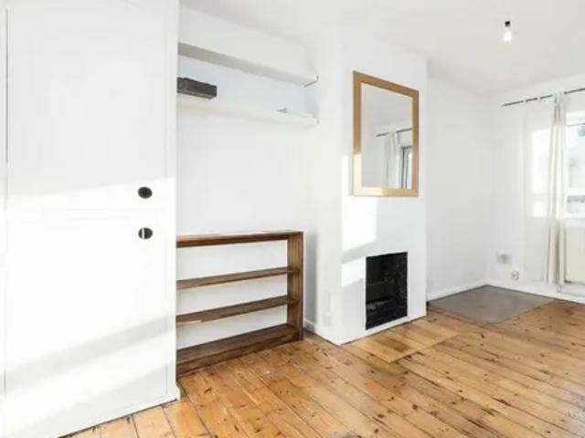 Holdernesse Road, London, SW17 7AE, United Kingdom | 1 bed apartment for rent #124383258 | Rentberry