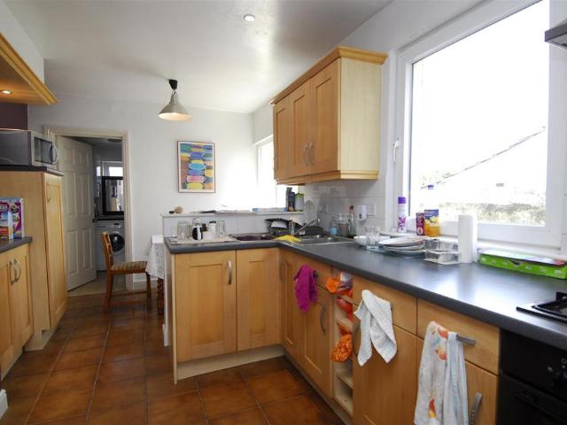 Holdsworth Street, Plymouth PL4 4 bed house to rent £2,461 pcm £568 pw