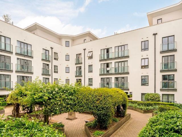 Holford Way, Putney SW15, 1 bed flat to rent, £1,750 pcm | PrimeLocation