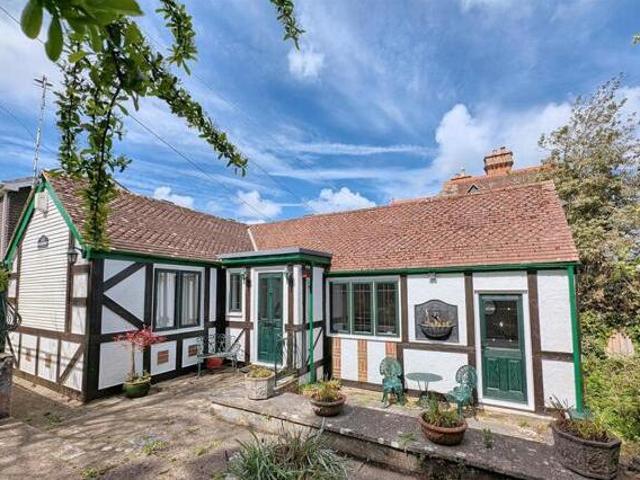 Holgate Lane, Seaview, 1 Bedroom House
