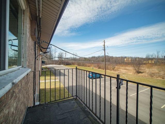 Holiday Meadows 2 Bedroom Apartment for Rent at 121 Holiday Ln, Hamburg, NY 14075