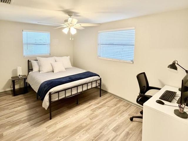 Holiday haven home w Garage near Anclote River Par