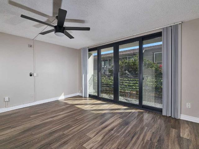 HOLIDAY SPECIAL* 1 MONTH FREE! Welcome to Surfcaster Apartments Studio Apartment for Rent at 5050 Niagara Ave, San Diego, CA 92107 Ocean Beach