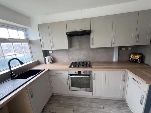 Holkham Close, Nottingham, NG5