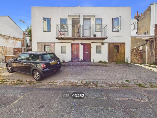 Holland Mews, Hove, East Sussex BN3, 3 bed terraced house to rent, £1,850 pcm | PrimeLocation