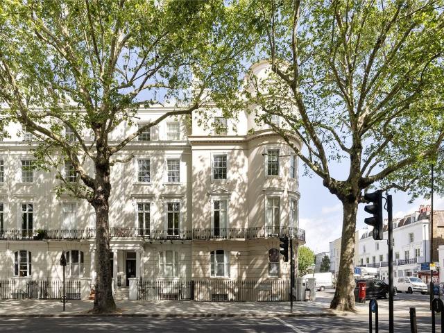 Holland Park Avenue, Notting Hill, London W11, 2 bed flat to rent, £4,500 pcm | PrimeLocation