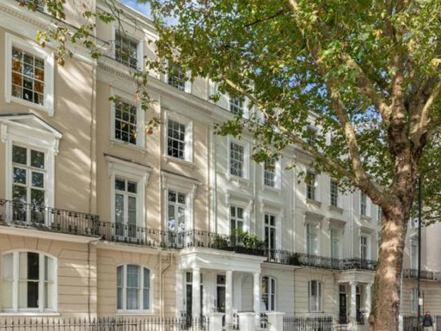 Holland Park Avenue, London, 2 Bedroom Flat