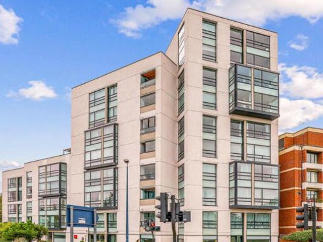 Holland Park Avenue, London, 3 Bedroom Flat