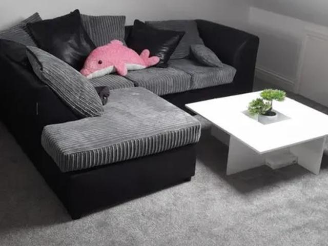 Holland Park Avenue, London, IG3 8JR, United Kingdom | Room for rent #131178641 | Rentberry