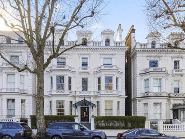 Holland Park, London, 3 Bedroom Apartment