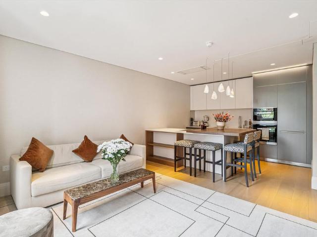 Holland Park Villas, London W8 1 bed flat to rent £5,997 pcm £1,384 pw