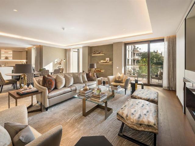 Holland Park Villas W8 3 bed apartment to rent £28,167 pcm £6,500 pw