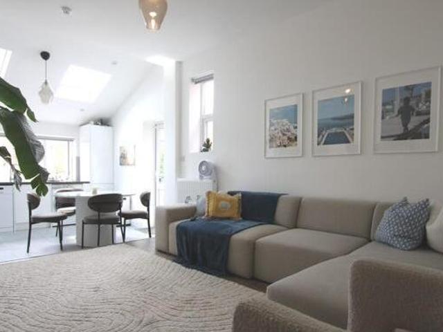 Holland Road, Kensal Rise, 3 Bedroom Ground