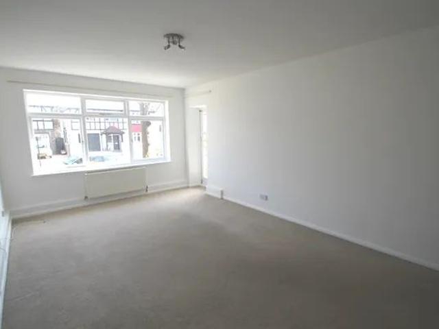 Holland Road, Hove 2 bedroom flat to rent