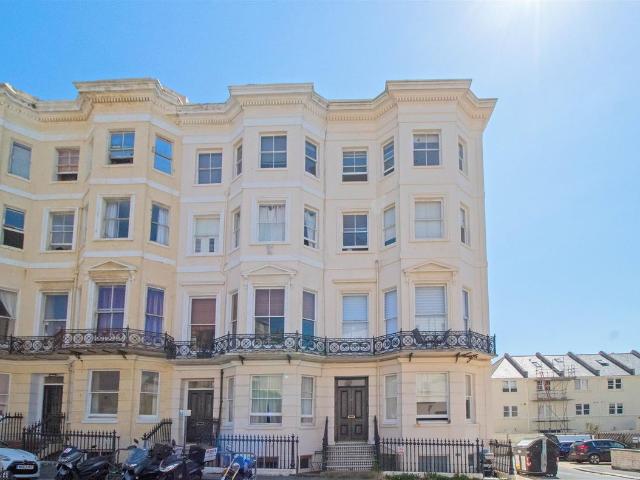 Holland Road, Hove BN3, 2 bed flat to rent, £1,900 pcm | PrimeLocation