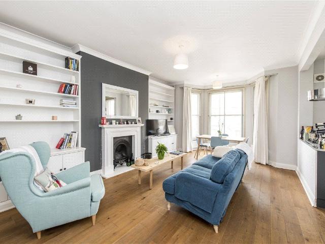 Holland Road, Holland Park, London W14, 2 bed flat to rent, £3,250 pcm | PrimeLocation