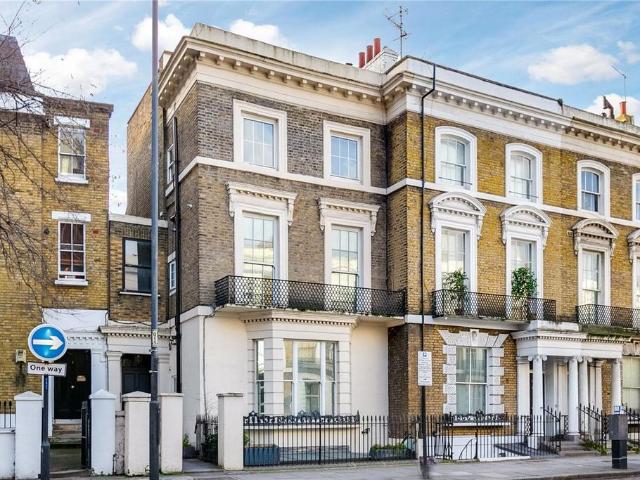 Holland Road, London W14 2 bed flat to rent £3,200 pcm £738 pw
