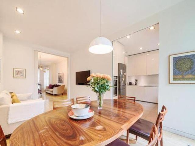 Holland Road, London, 3 Bedroom Flat