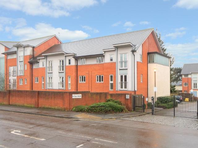 Holland Road, Maidstone ME14, 2 bed flat to rent, £1,300 pcm | PrimeLocation