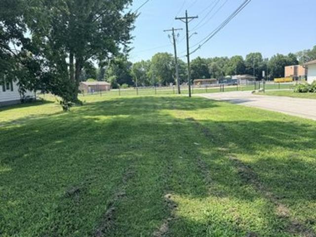 Holland St, Noblesville, IN 46060