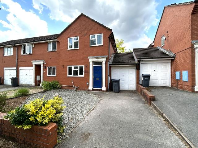 Holland Street, Sutton Coldfield, West Midlands B72, 2 bed end terrace house to rent, £1,300 pcm | PrimeLocation