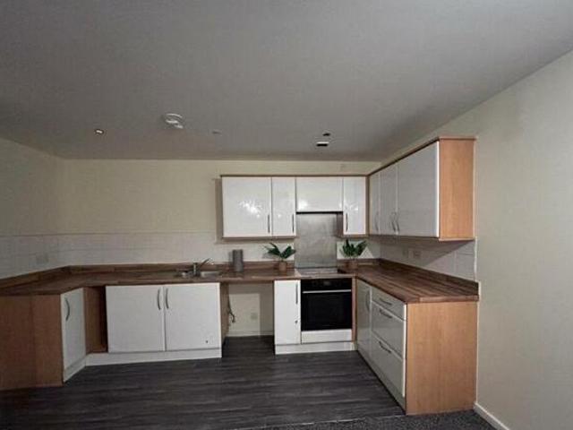 Hollin Bank Court, Blackburn, 1 Bedroom Apartment