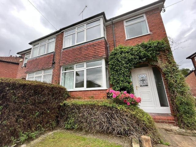Hollin Park Mount, Roundhay, Leeds LS8, 3 bed semi detached house to rent, £1,395 pcm | PrimeLocation