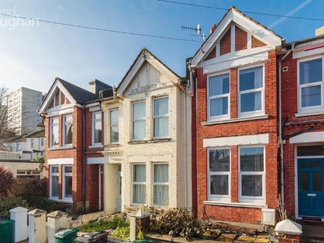 Hollingdean Terrace, Brighton BN1 3 bed terraced house to rent £2,366 pcm £546 pw