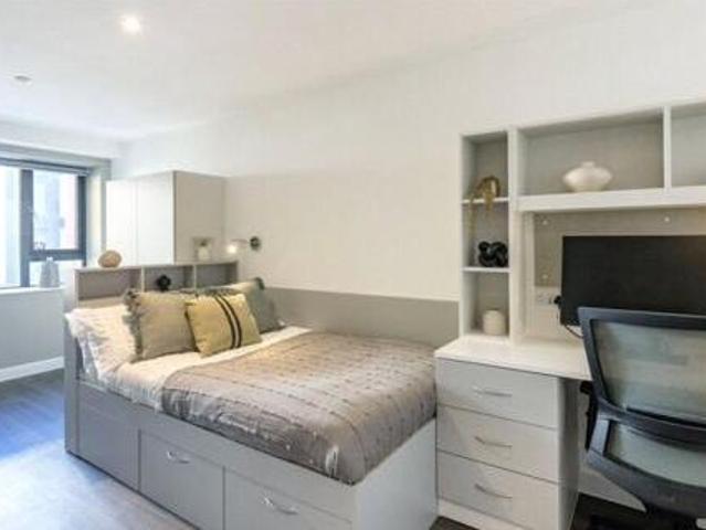 Hollingdean Road, Brighton, Studio Flat For