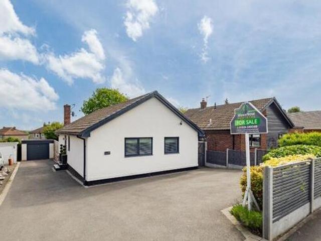 Hollingthorpe Road, Hall Green, 3 Bedroom Detached