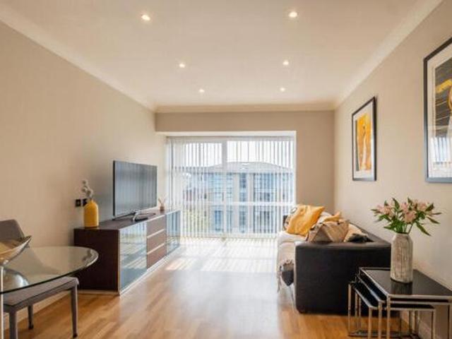 Hollinshead House, Bailey Avenue, 2 Bedroom Apartment