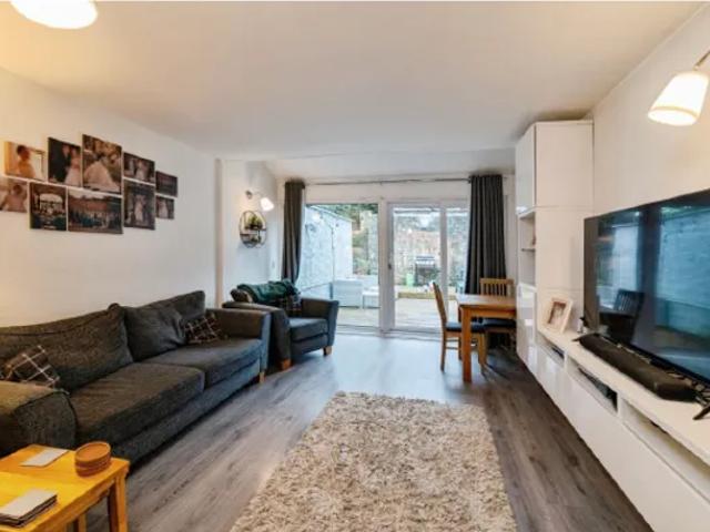 Shepton BA4, Hollie Close, BA4 5LG, Shepton Mallet