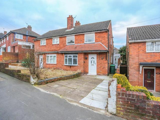 Hollies Road, Oldbury, B69 2 bed semi detached house to rent £1,025 pcm £237 pw