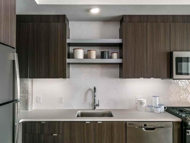 Hollis 1 Bedroom Apartment for Rent at 1625 Sw Alder St, Portland, OR 97205 Goose Hollow