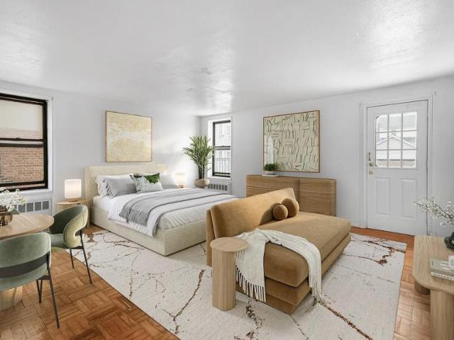 HOLLIS NY 11423 98120378
