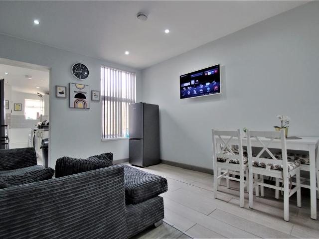 Hollis Road, Stoke, Coventry CV3, 5 bed terraced house to rent, £2,500 pcm | PrimeLocation