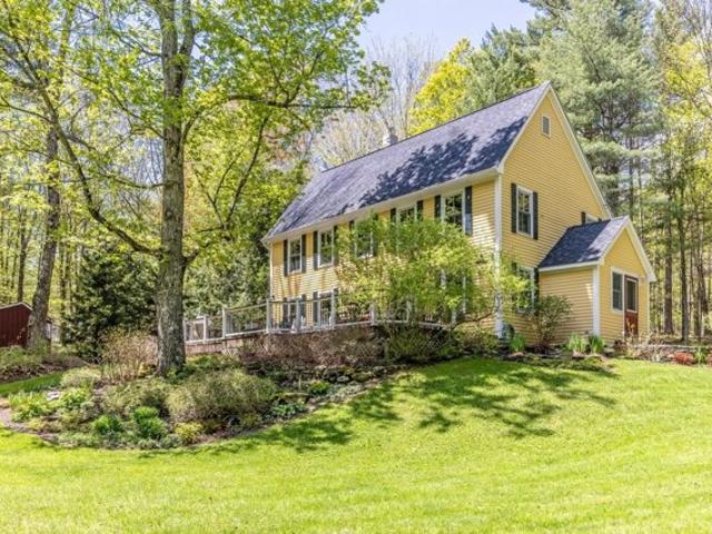 Hollow View Rd, Stowe, Home For Sale