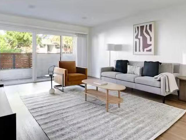 Holloway Apartments, 20200 Lucille Ave, Cupertino 2 Bedroom.
