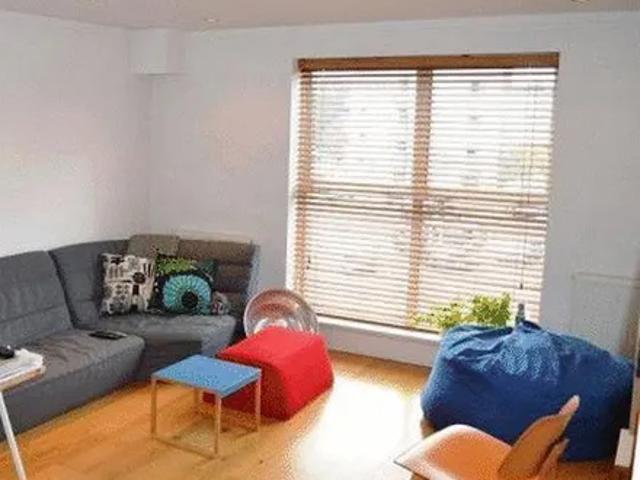 Holloway Mosque, 152 Holloway Road, London, N7 8DD, United Kingdom | 1 bed apartment for rent #130326746 | Rentberry