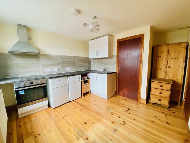 Holloway Road, Archway N19, Studio to rent, £1,200 pcm | PrimeLocation