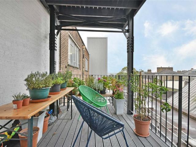 Holloway Road, Islington, London, N19 1 bed flat to rent £1,850 pcm £427 pw