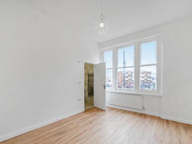 Holloway Road, London, 2 Bedroom Apartment