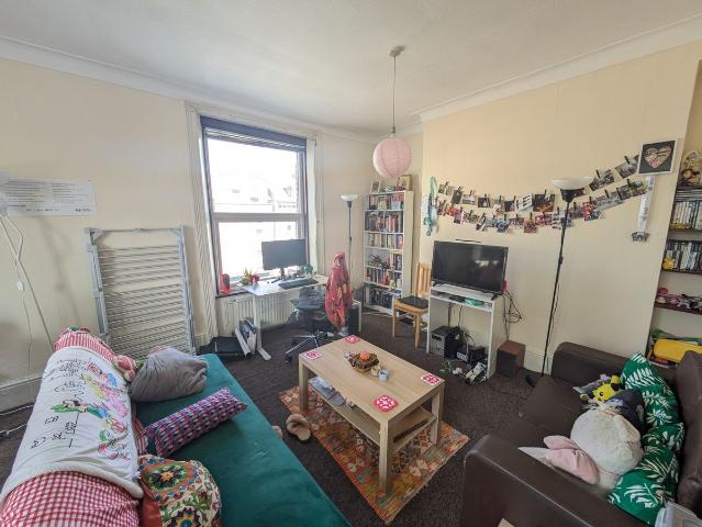 Holloway Road, London N19, 1 bed flat to rent, £1,600 pcm | PrimeLocation
